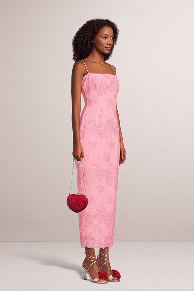 Real Digitized and AI-Generated Models for Fashion | Looklet